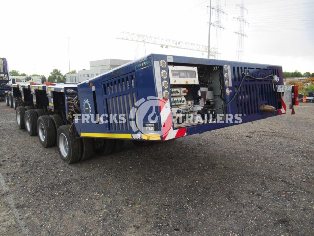 Goldhofer PST ADDrive 4-axle :: Trucks4Trailers